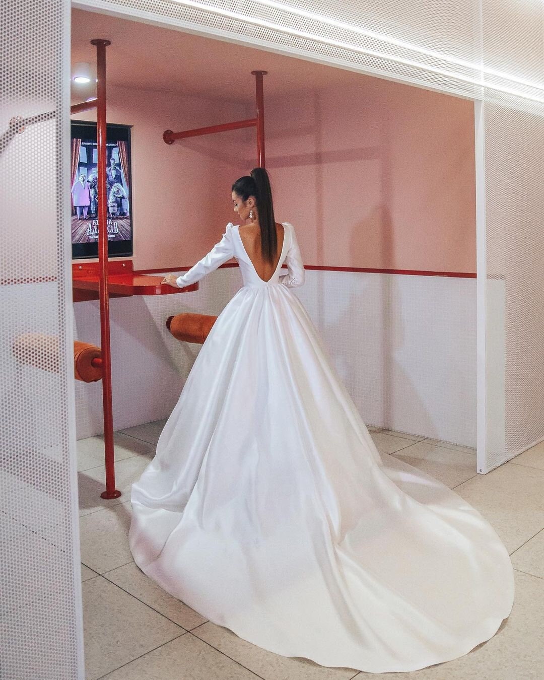 Classic Satin Wedding Dress, Long Train Bridal Gown, Wedding Ceremony ...