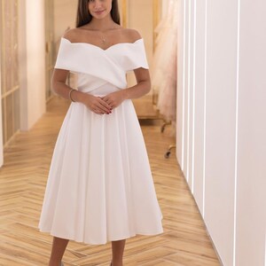 Classic Midi Length Wedding Party Dress, off Shoulder Bridal Dress, Tea ...