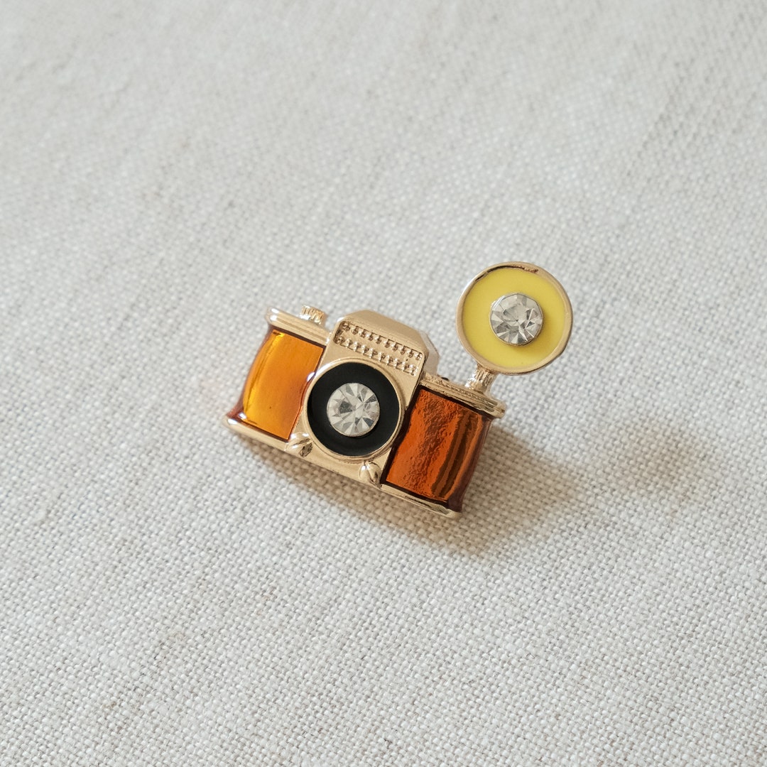 Vintage Style Brooch, Camera Brooch, Camera Pin, Gift for Photographer ...