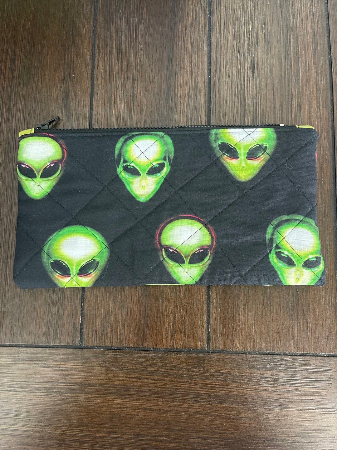 Alien Pouch - Etsy