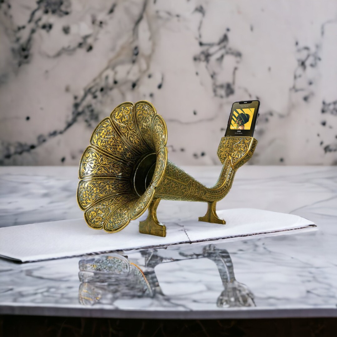 Gramophone iPhone Passive Speaker , Housewarming Gift for Home ...