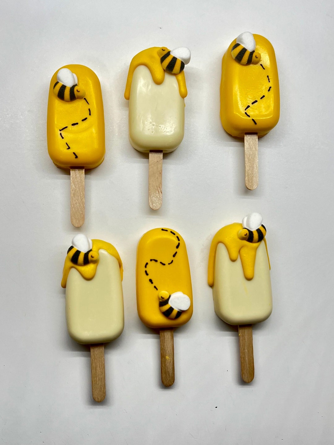 1/2 Dozen Honey Bee Drip Theme Birthday Treats Box Baby Shower Gift ...