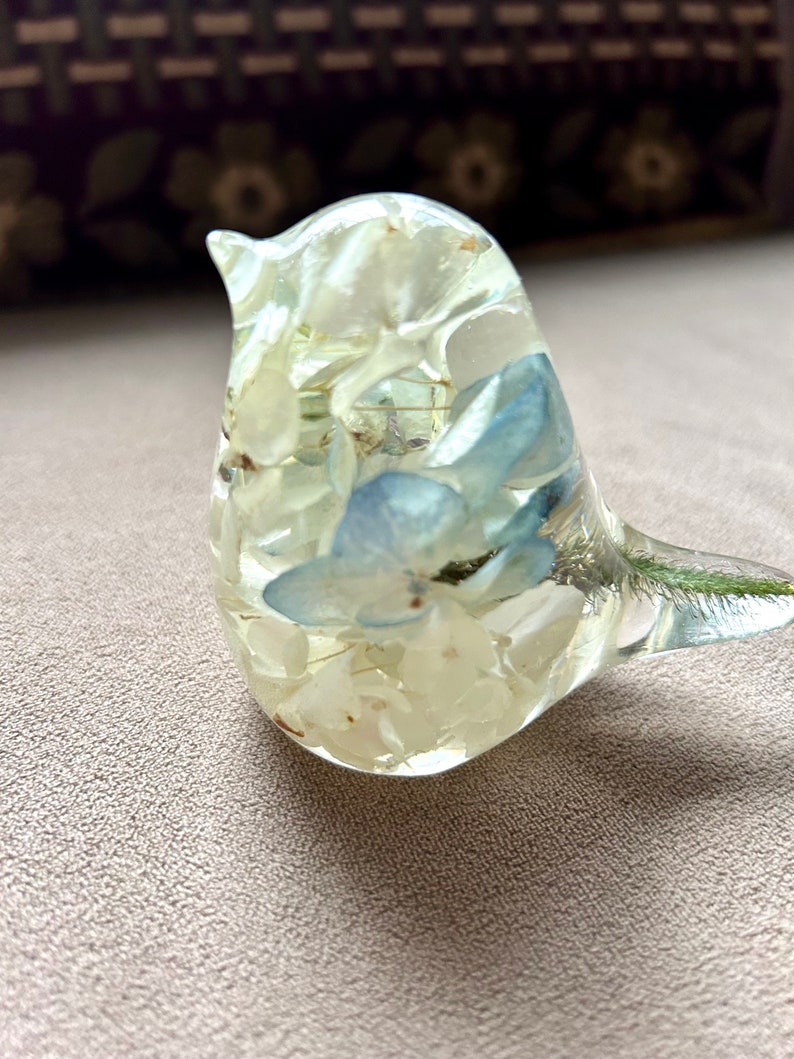 Resin Bird With Dried Flowers: Custom Bridal Bouquet Preservation ...