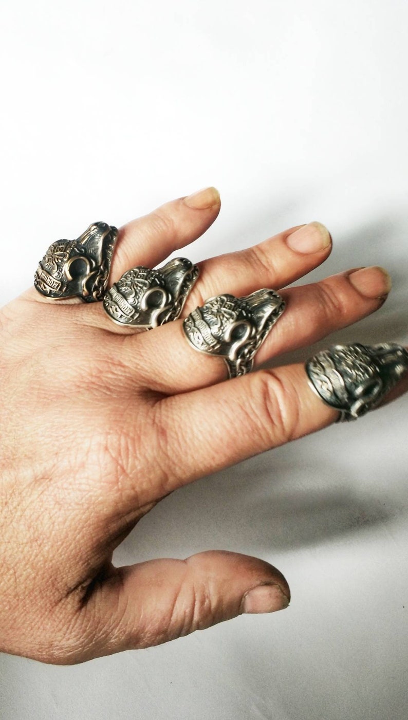 Days Gone Ring Days Gone Deacon's Ring Morior Invictus - Etsy New Zealand