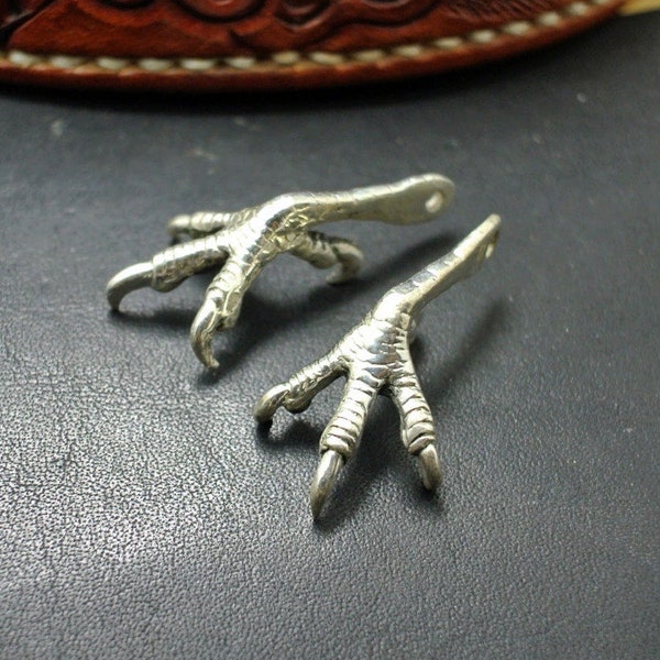 Claw Pendant - Etsy
