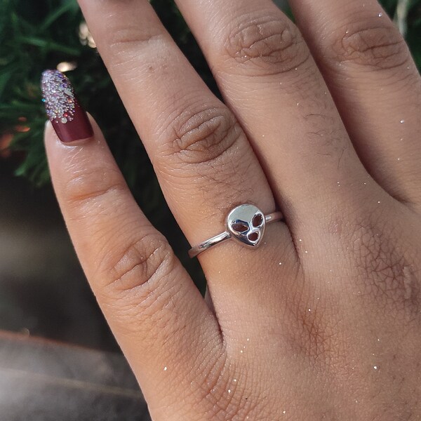 Alien Ring - Etsy