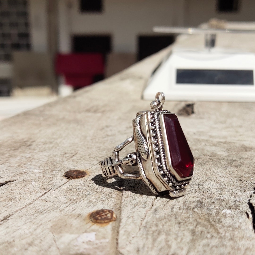 Red Glass Coffin Locket Ring: Sterling Silver Snake Skeleton Ring - Etsy