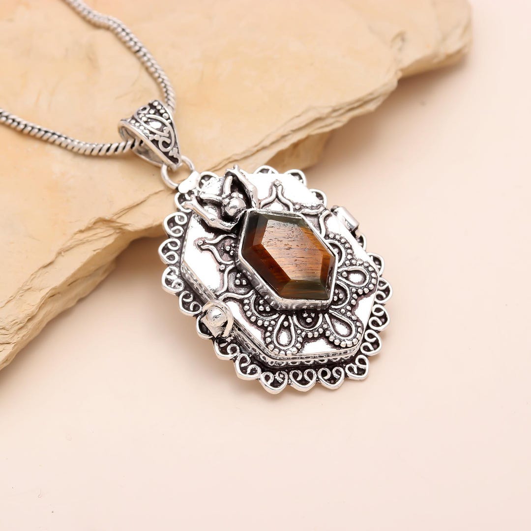 Secret Poison Pendent, 925 Sterling Silver Poison Pendent, Unique ...