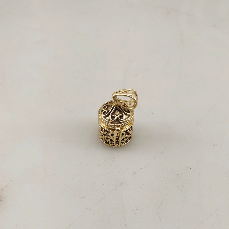 Secret Poison Pendent gold Plated Poison Pendent unique - Etsy