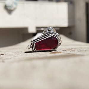Red Glass Coffin Poison Ring, Skeleton Coffin Ring,snake Ring ...