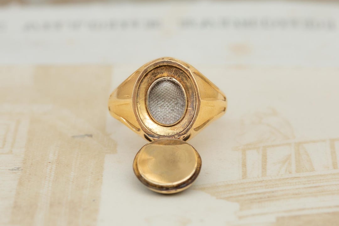 Victorian Gold Locket Signet Ring With Bloodstone, C. 1870 - Etsy