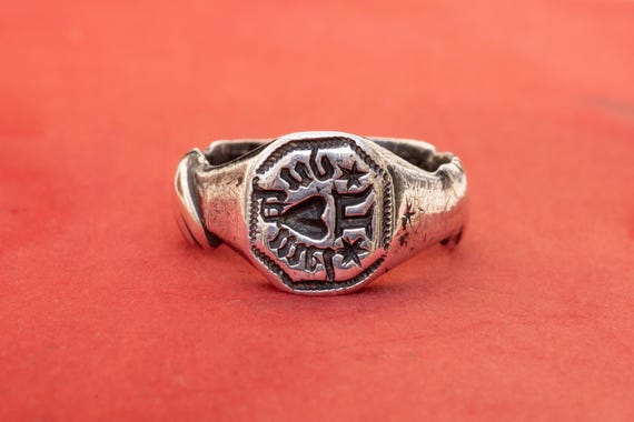 Late 15th-Century Silver Signet Ring of the Noble Duh… - Gem