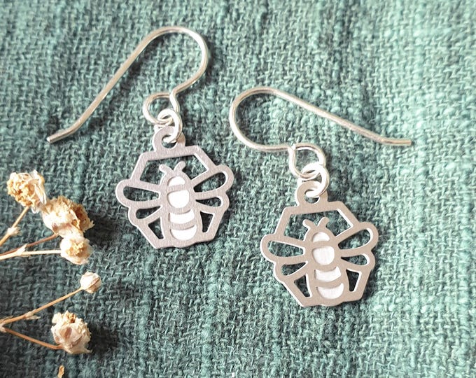 18G Dainty Gold Bee Conch Hoop Earring Minimalist Silver Conch Piercing ...