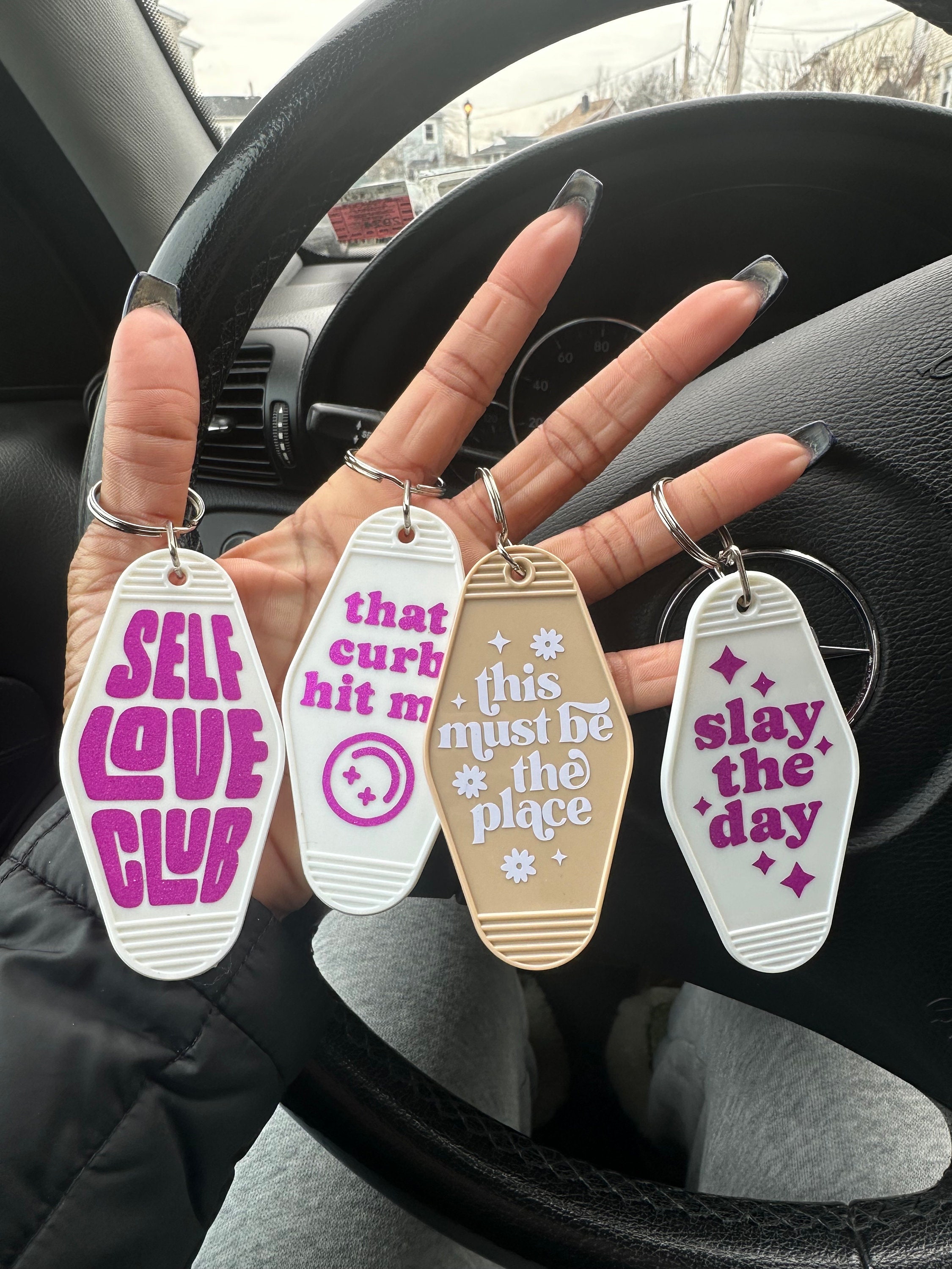 Retro Motel Key Chain,free Gift,pink Glitter,mothers Day Keychain,cute ...