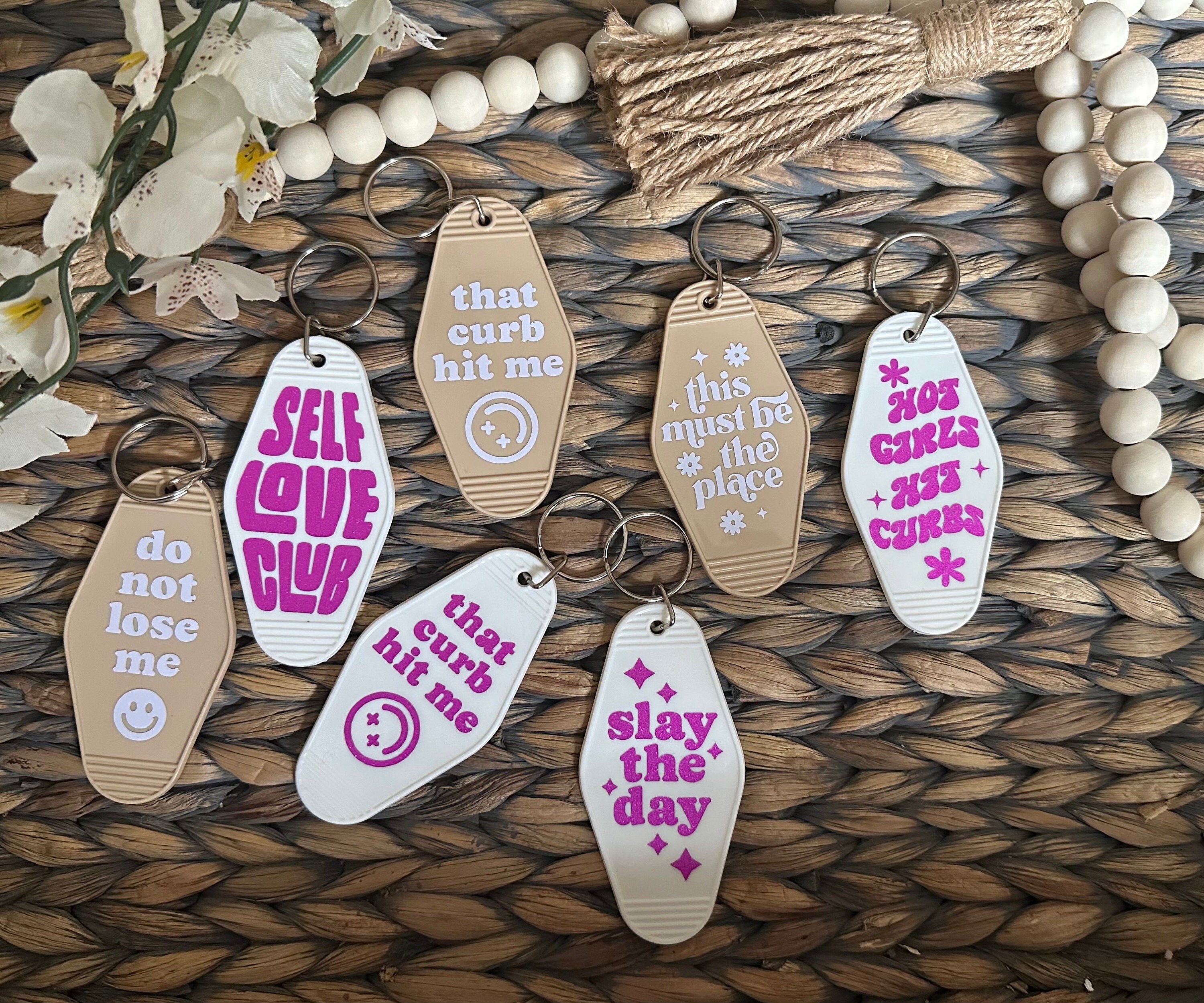 Retro Motel Key Chain,free Gift,pink Glitter,mothers Day Keychain,cute ...