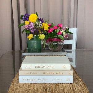 Decor Book Traditional Farmhouse Style Interior Book Bundle Cream ...