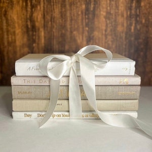 Decor Book Traditional Farmhouse Style Interior Book Bundle Cream ...