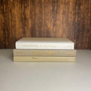 Decor Book Traditional Farmhouse Style Interior Book Bundle Cream ...