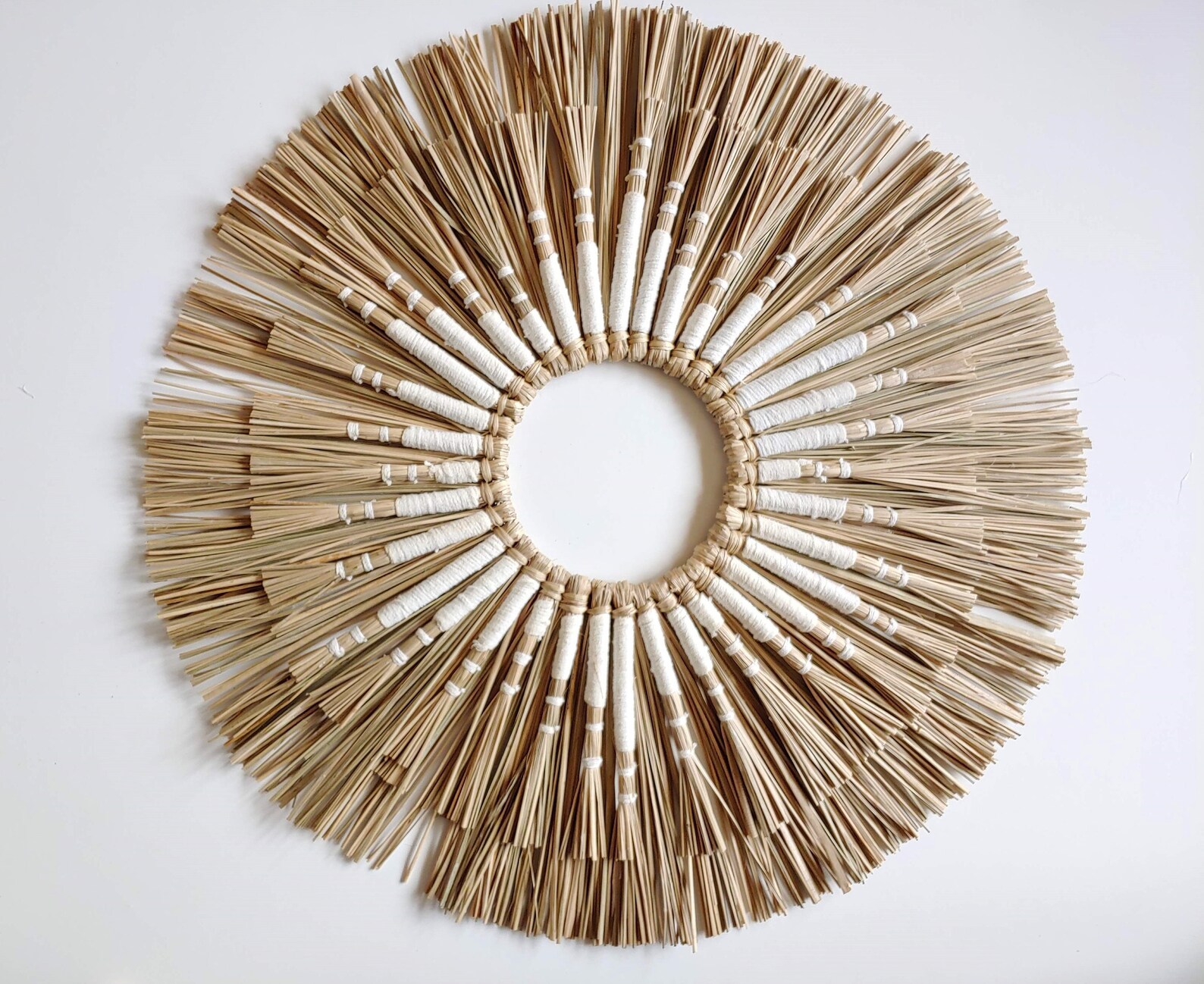 Natural Round Seagrass Wall Hanging Decorraffia Wall | Etsy