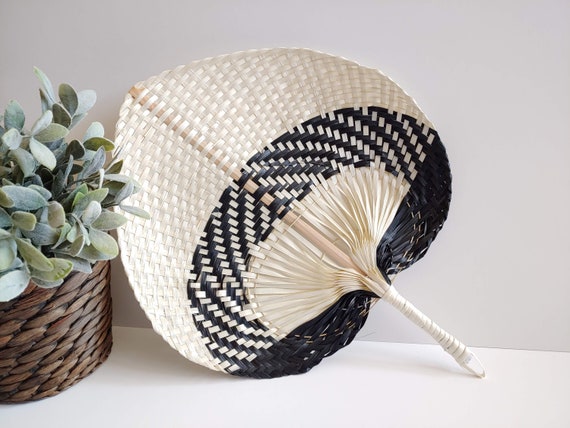 Rattan Fan Wall Decor Tropical Palm Fans Handmade Woven Wall Hanging Fan Vintage Palm Fan Art Boho Home Decor Bohemian Decor Fan Wall Decor