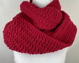 Red Triangle Scarf With Fringe Red Crochet Cowl Scarf - Etsy