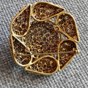 Vintage Tiered Gold Tone Circle Brooch - Etsy