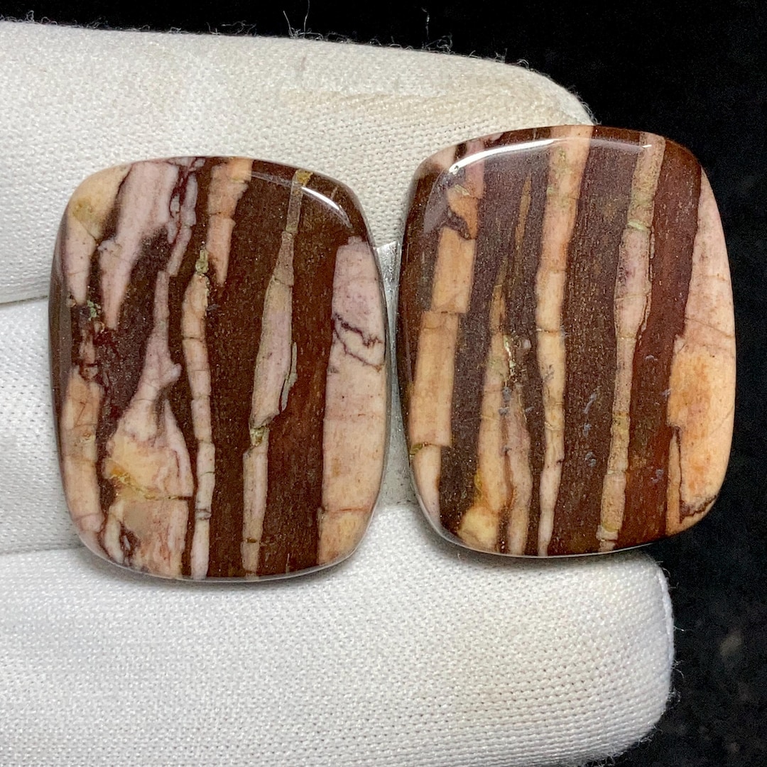 Gorgeous Quality Chocolate Jasper Cabochon, is A Striking Variety of ...