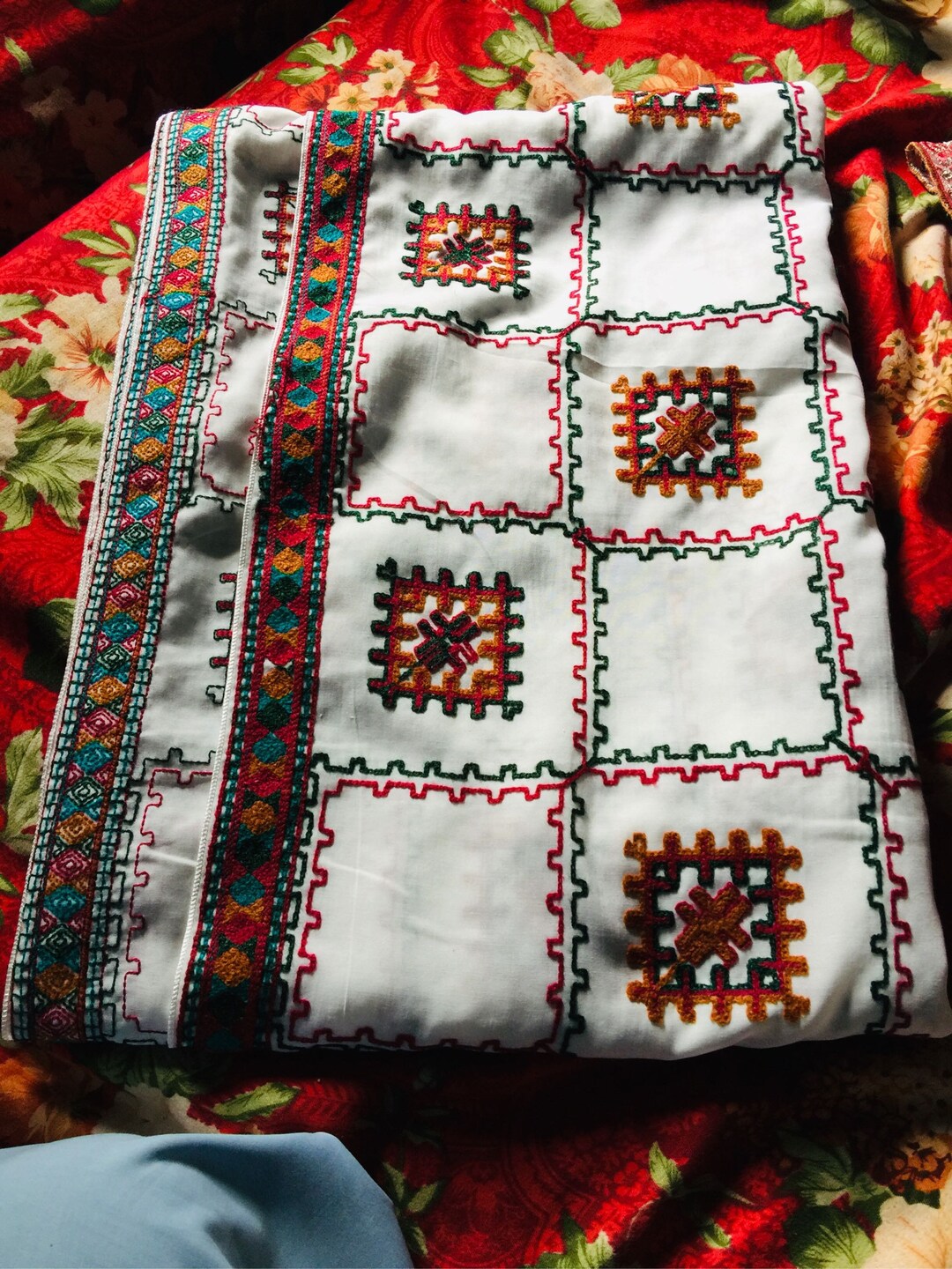 Sindhi Cube Thread Design Shawl for Women Sindhi Shawl Women - Etsy