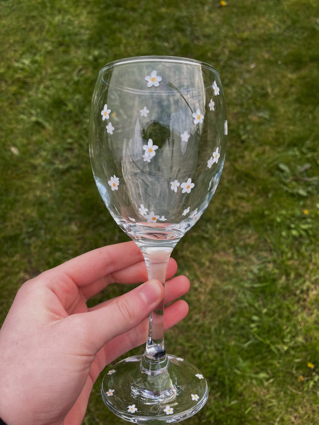Daisy Wine Glass - Etsy UK