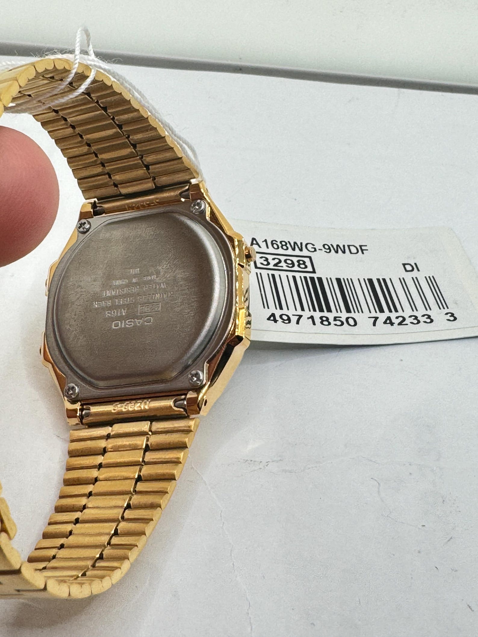 Casio Classic Style Watch for Men or Women, Teen , Unisex Size Brand ...