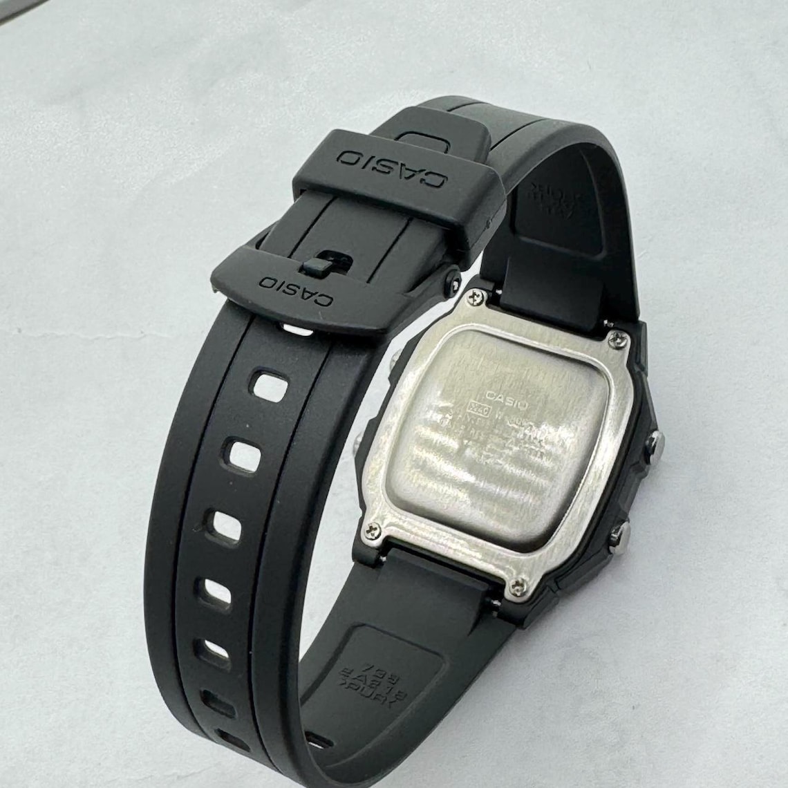 Casio Classic Style Watch for Men or Women , Unisex Size Brand New Item ...