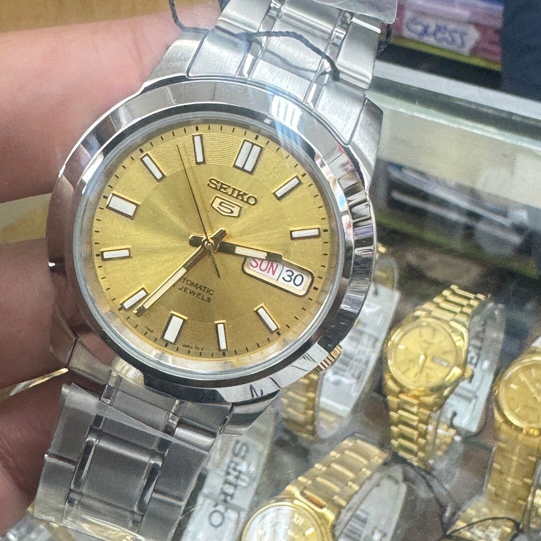 Seiko Automatic Movement for Men Watch Goldtone and Gray Color See ...