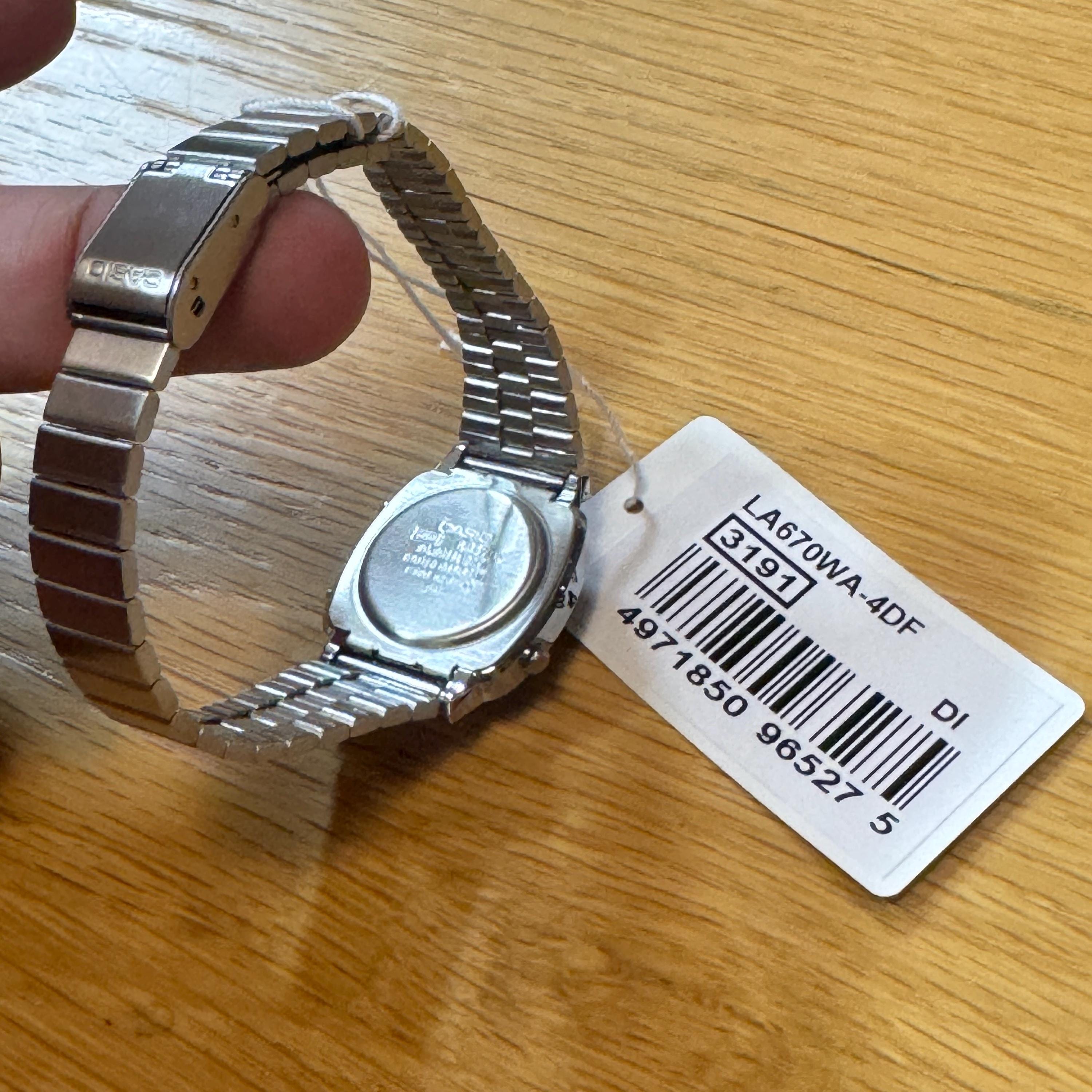 Casio Classic Watch , Extra Small Size 25mm Diameter , Brand New Item ...