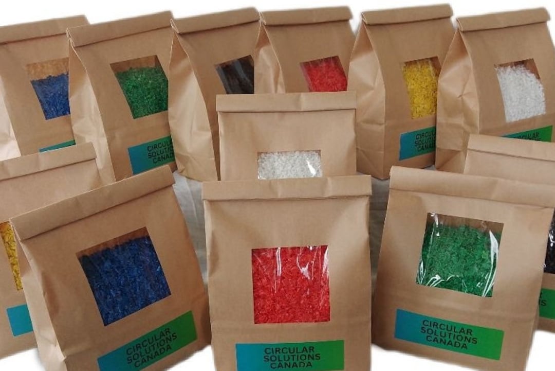 Recycled Plastic, HDPE, Plastic Flakes, Plastic Granules, 1 Lb Bag ...