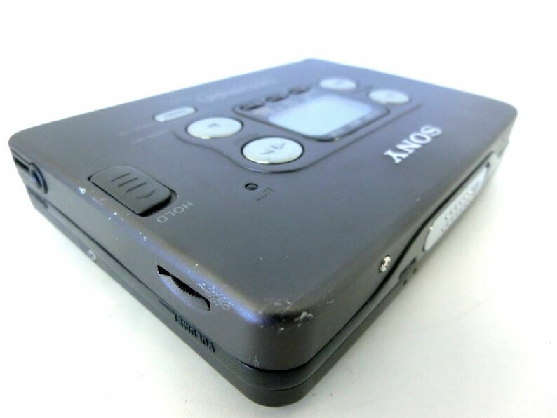 1995 Vintage Restored SONY Cassette Player WALKMAN WM-FX822 Good ...