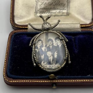Vintage Original 1964 the Beatles Beetle Brooch With Photo of Band - Etsy