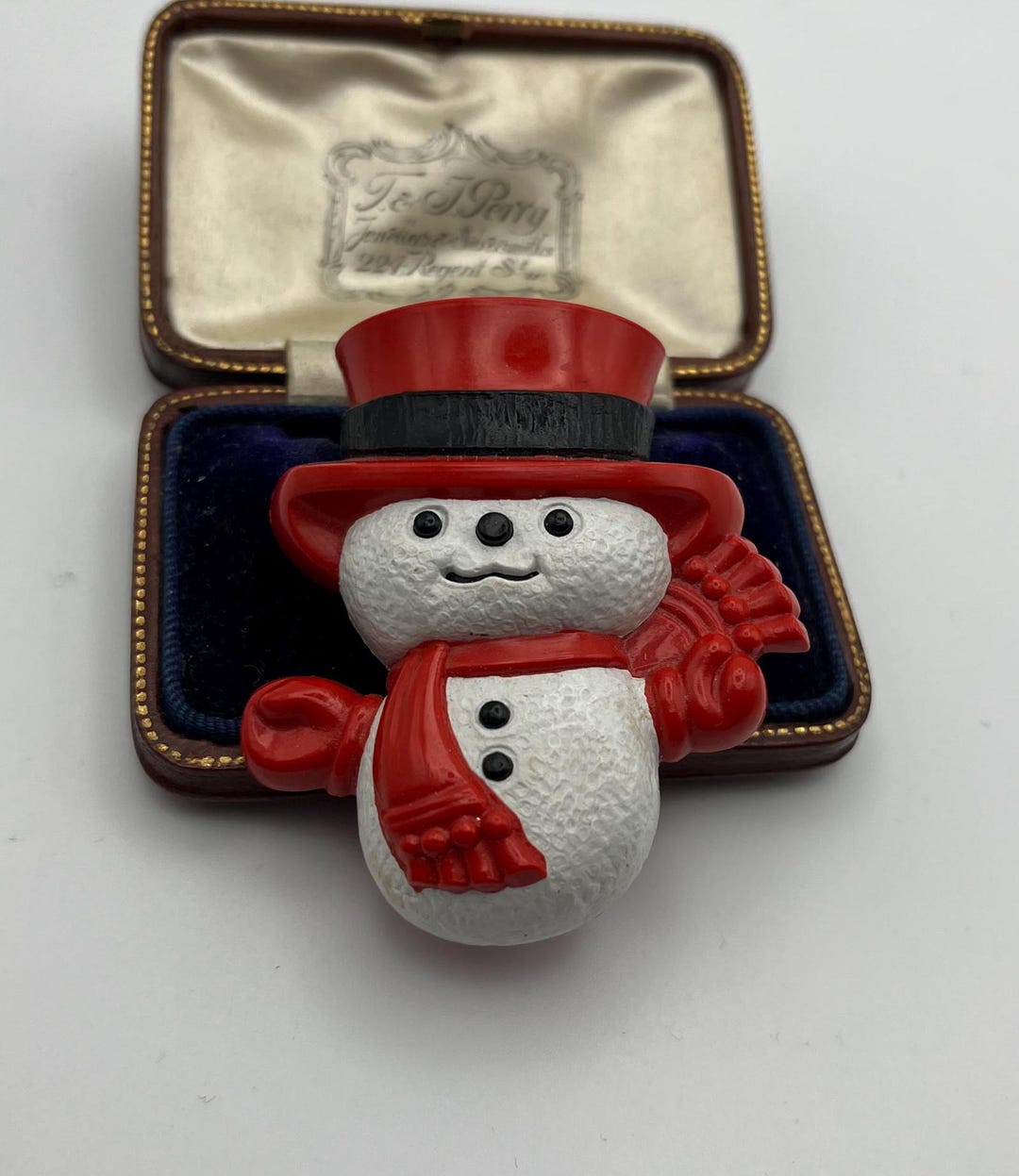 Vintage 1974 Signed Avon Large Snowman Brooch - Etsy