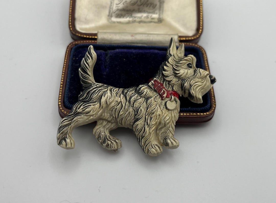 Vintage 1950s Vintage Scottie Dog Scottish Terrier in Collar Brooch - Etsy