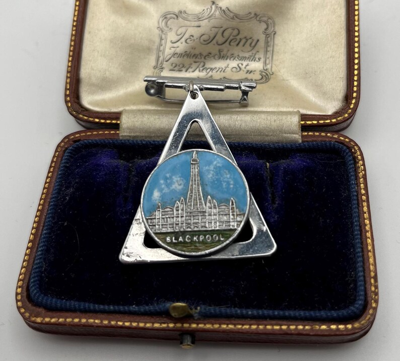 Vintage 1950s Articulated Blackpool Tower Brooch - Etsy
