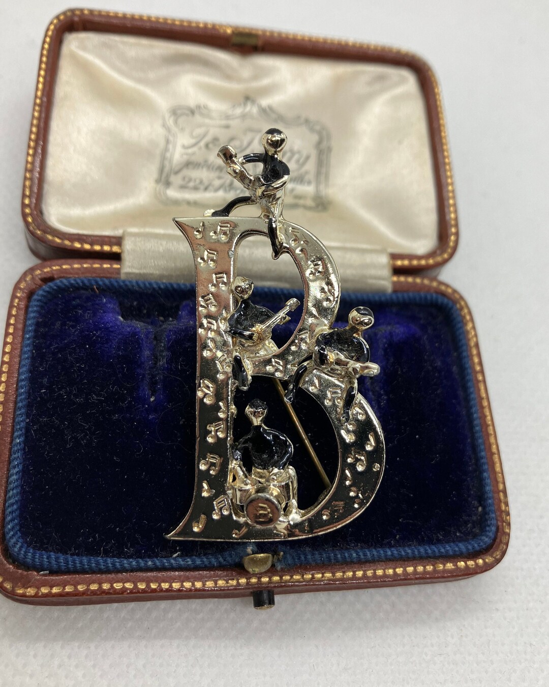 Vintage Original 1964 the Beatles B Brooch With Figures of Band - Etsy