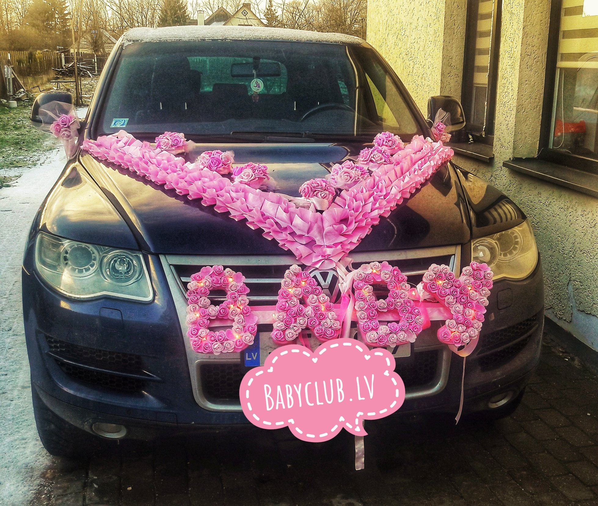Car decor for baby shower gender reveal discharging from maternity hospital