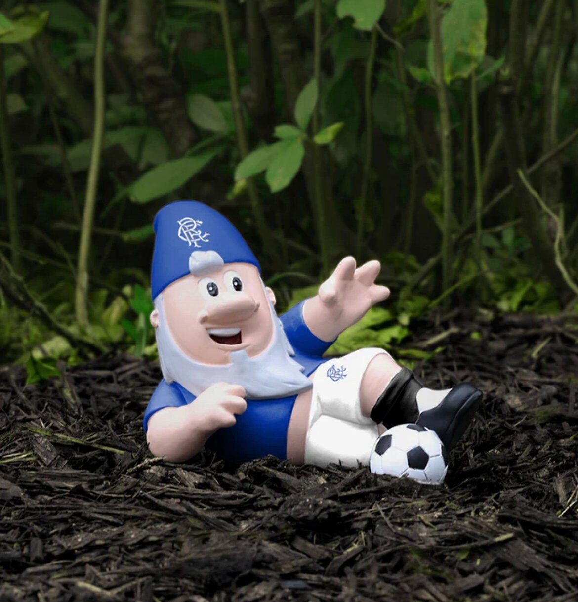 Official Glasgow Rangers FC Sliding Tackle Garden Gnome BNWT - Etsy