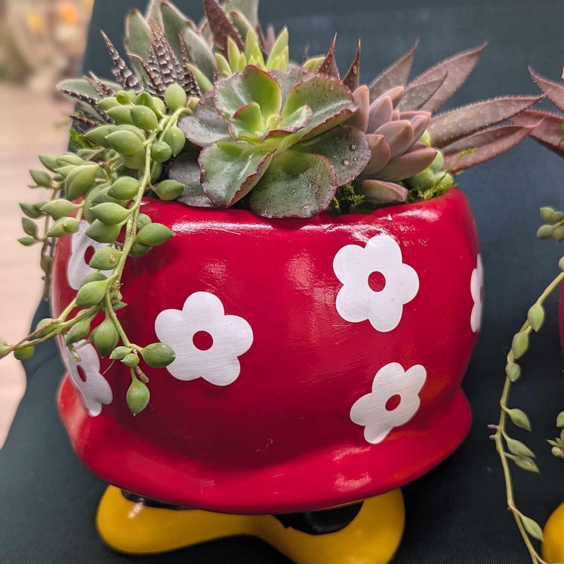 Minnie Mouse Planter - Etsy