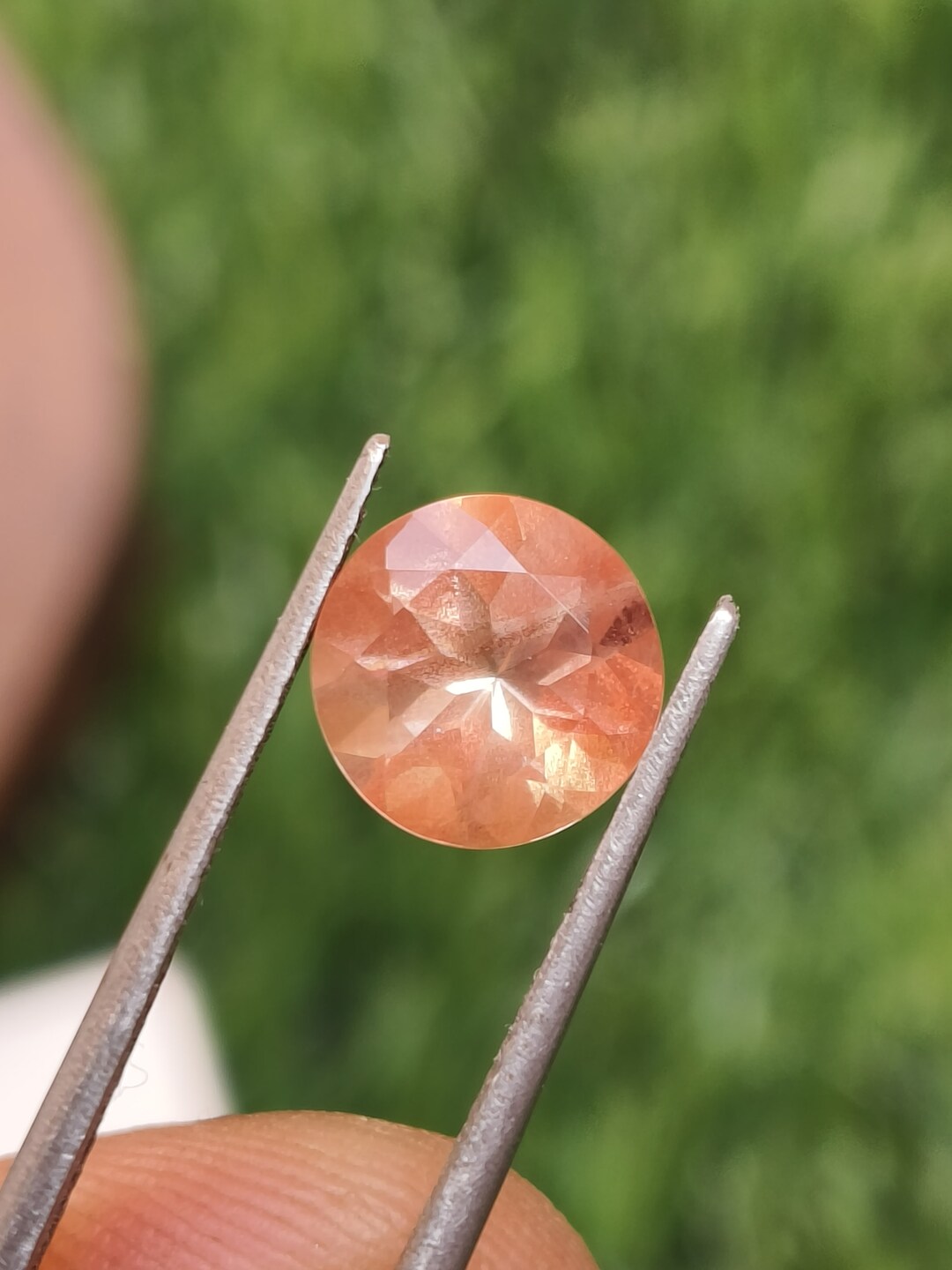 Beautiful Natural Oregon Sunstone Faceted Round Shape 8X8X5.30 MM Loose ...