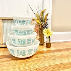 Vintage Pyrex Amish Butterprint SET of 4 Nesting Mixing Bowls / Pyrex ...