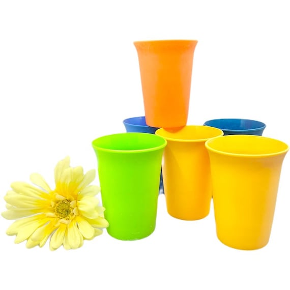 Vintage Set of 6 Colorful Tupperware 8 Ounce Cups / Rainbow | Etsy