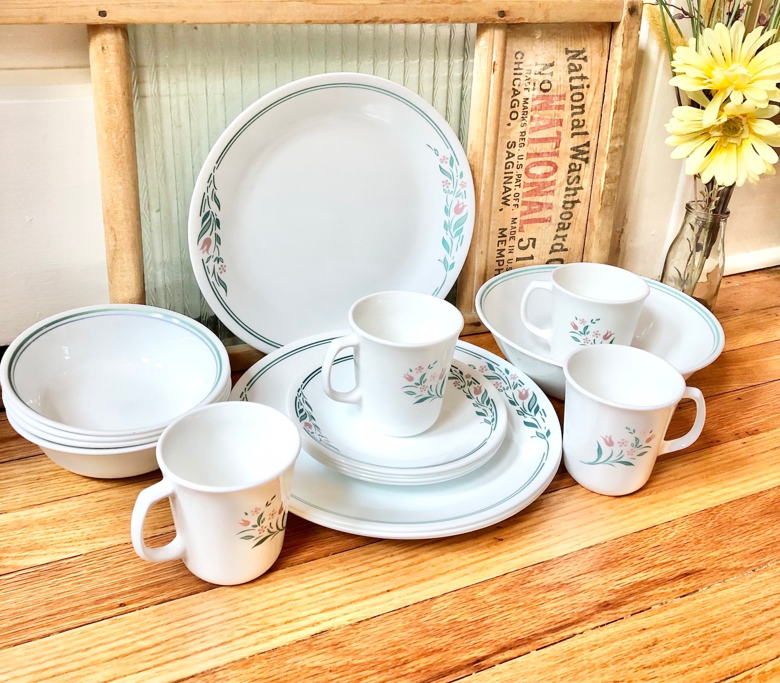 Vintage Corelle Rosemarie Dinnerware Set: 17-piece Service for 4 - Etsy