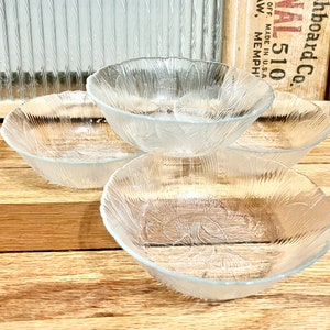 Vintage Arcoroc Dinnerware Set / Arcoroc France Clear Canterbury Flower ...