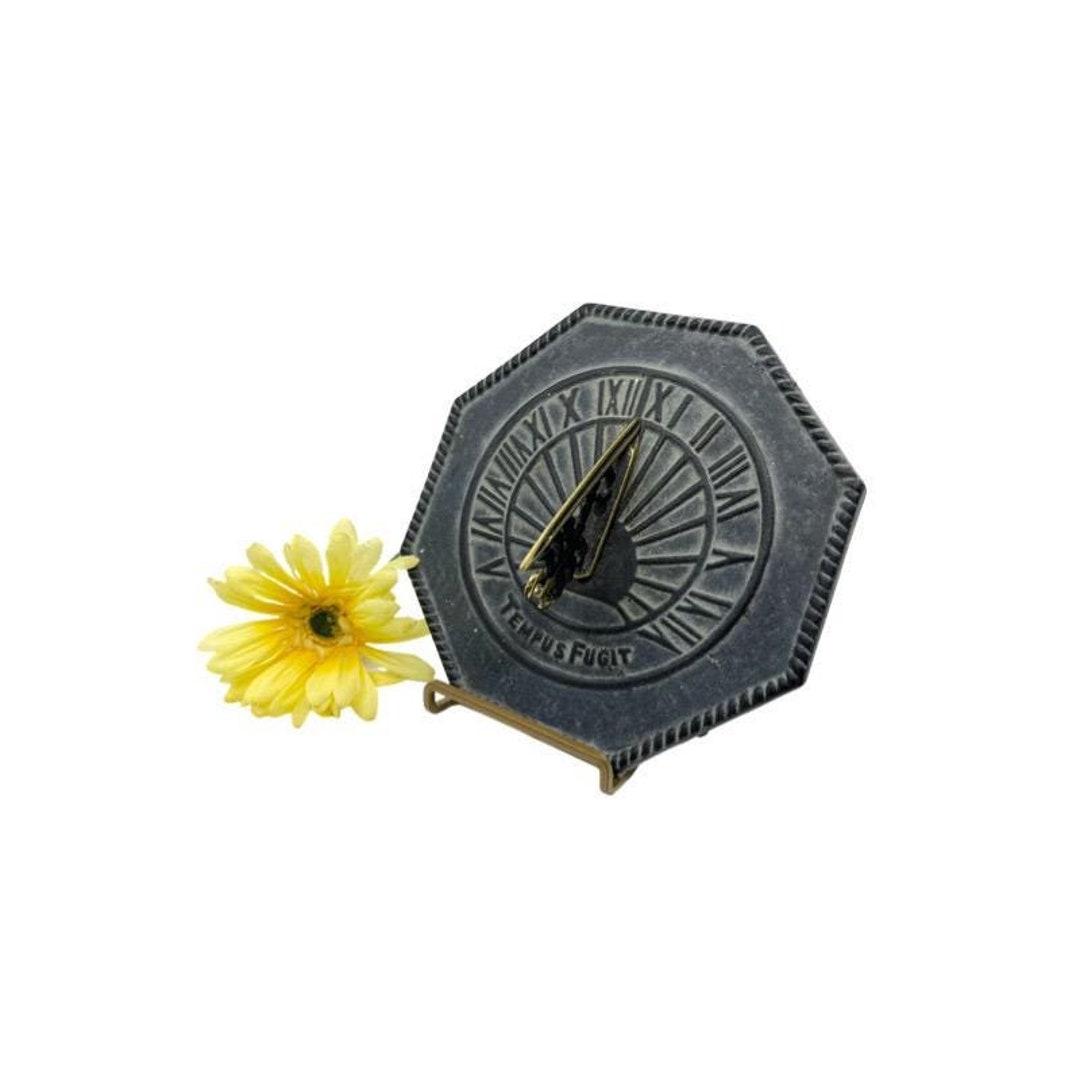 Vintage Sundial Tempus Fugit / Cast Iron Sundial With Roman Numeral ...