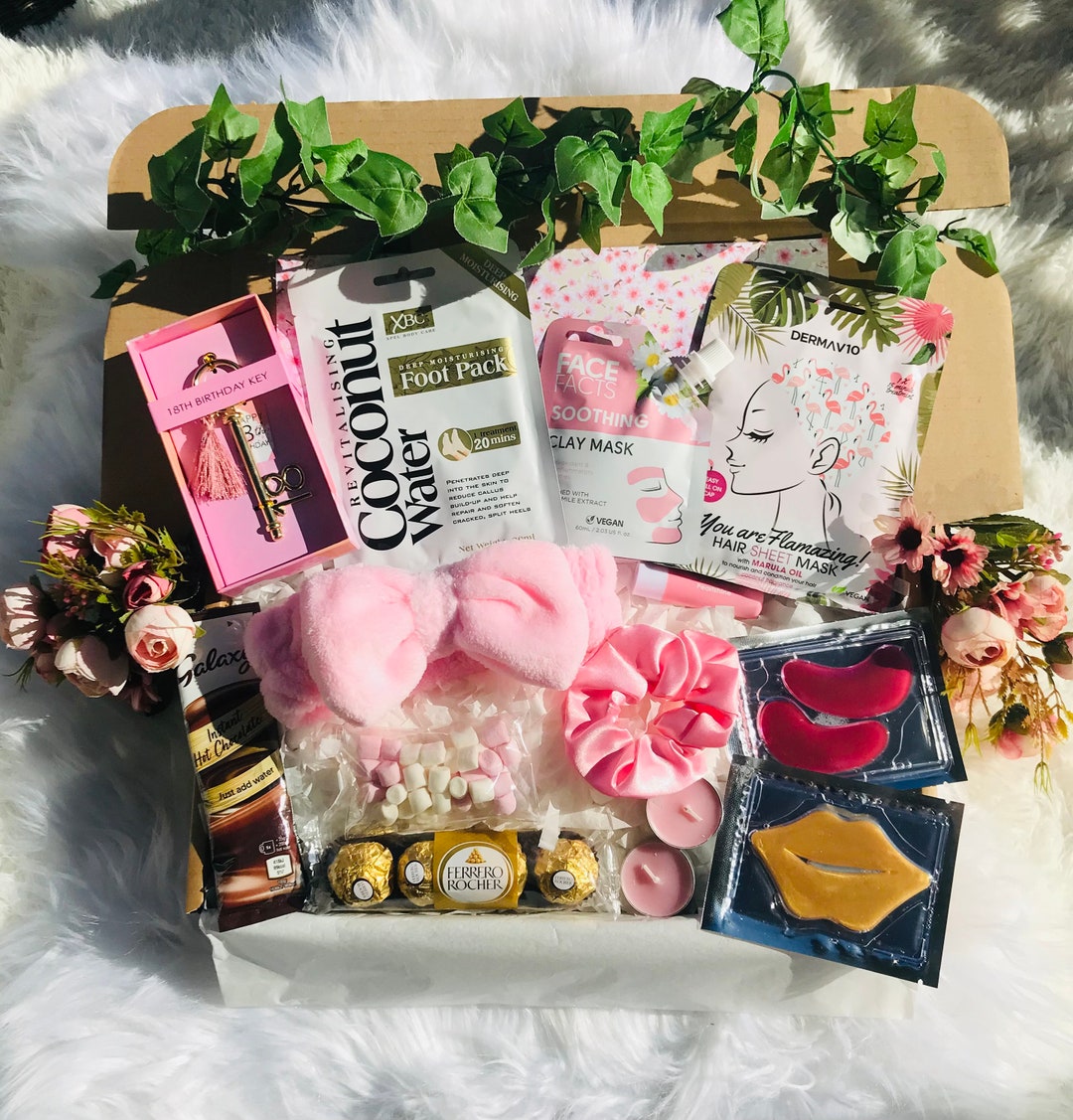 18TH BIRTHDAY HAMPER , Girls 18th Birthday Pamper Box, Gifts for 18th ...